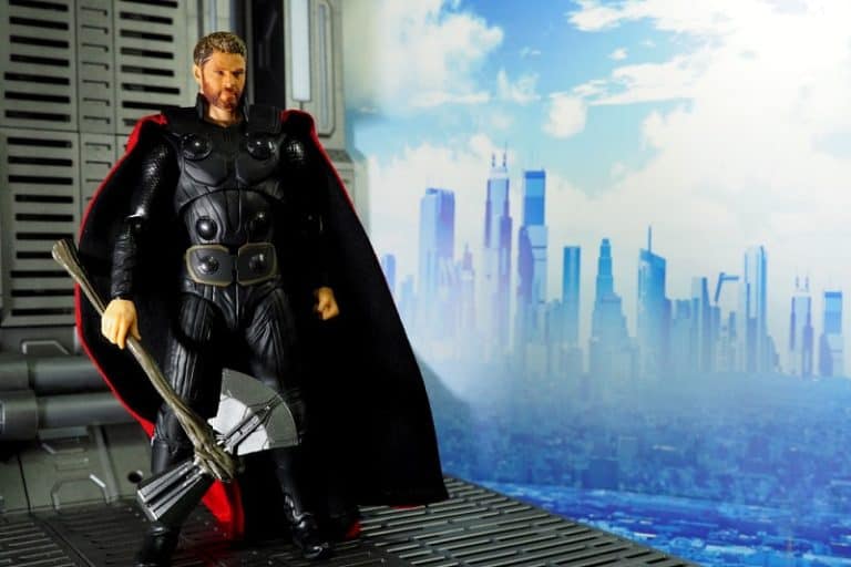 What Is Thors Hammer Made of & How Heavy Is It? - FandomFevers