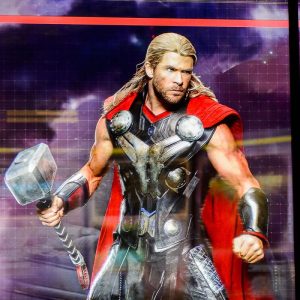 How Fast Is Thor (With & Without His Hammers)? - FandomFevers