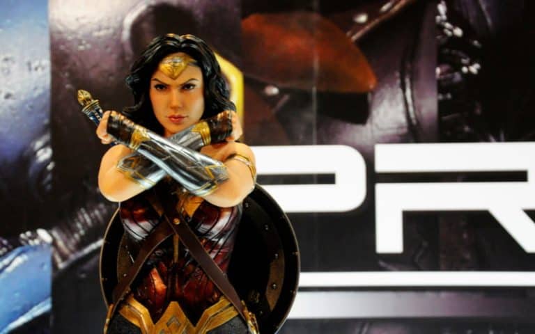 Wonder Woman’s Superhuman Abilities: Can She Breathe Underwater or in ...