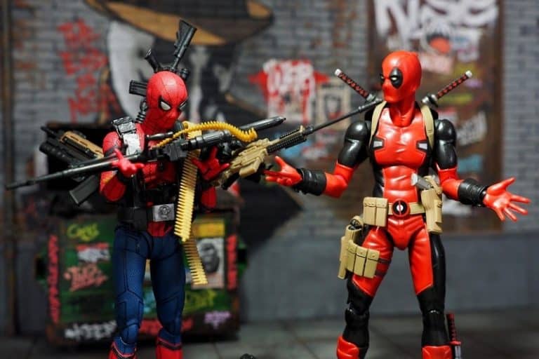 Deadpool vs. Spiderman: The Fight That Everyone’s Talking About in ...