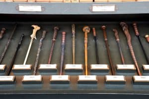 Wandless vs. Wand Magic in Harry Potter - FandomFevers